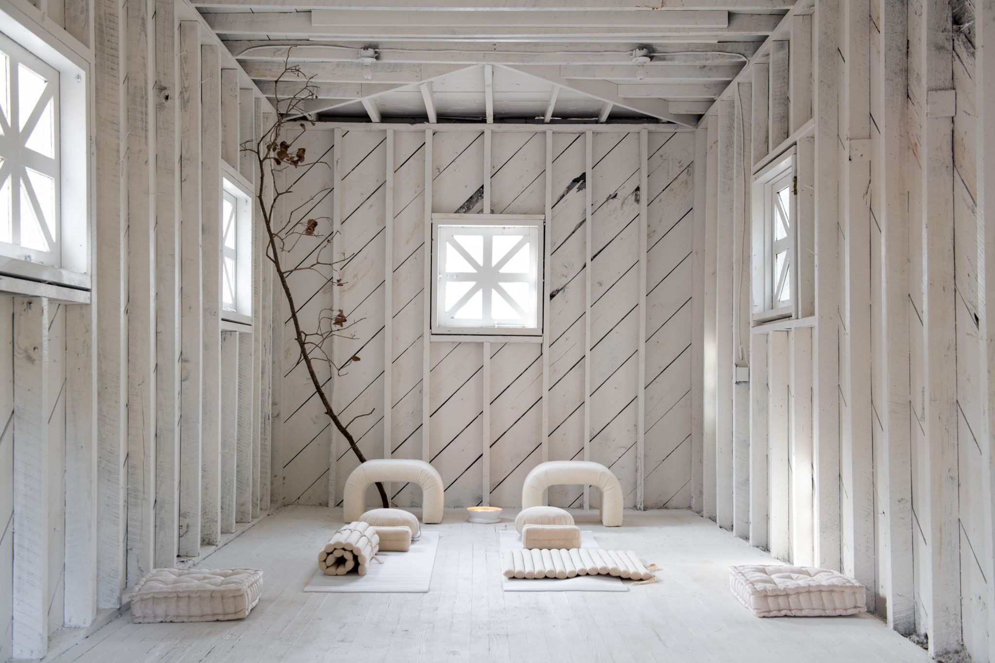 interior-designer-leanne-ford-proves-the-power-of-white-paint ...