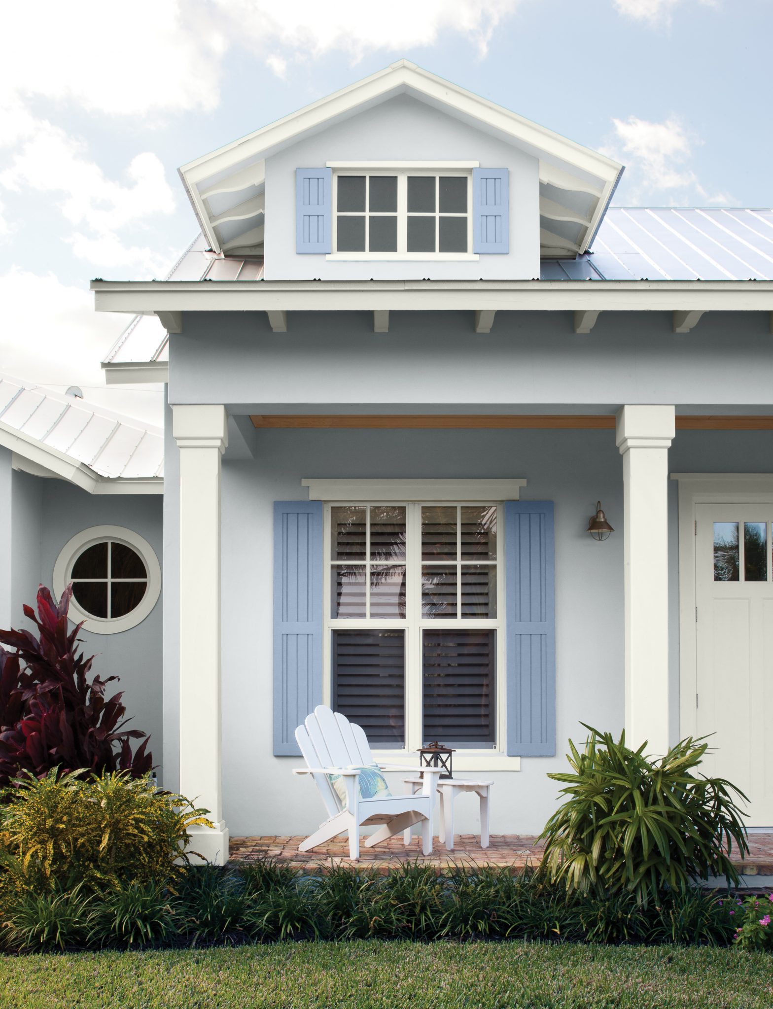 Behr Aerial View – Sky Blue Paint Color | Colorfully BEHR