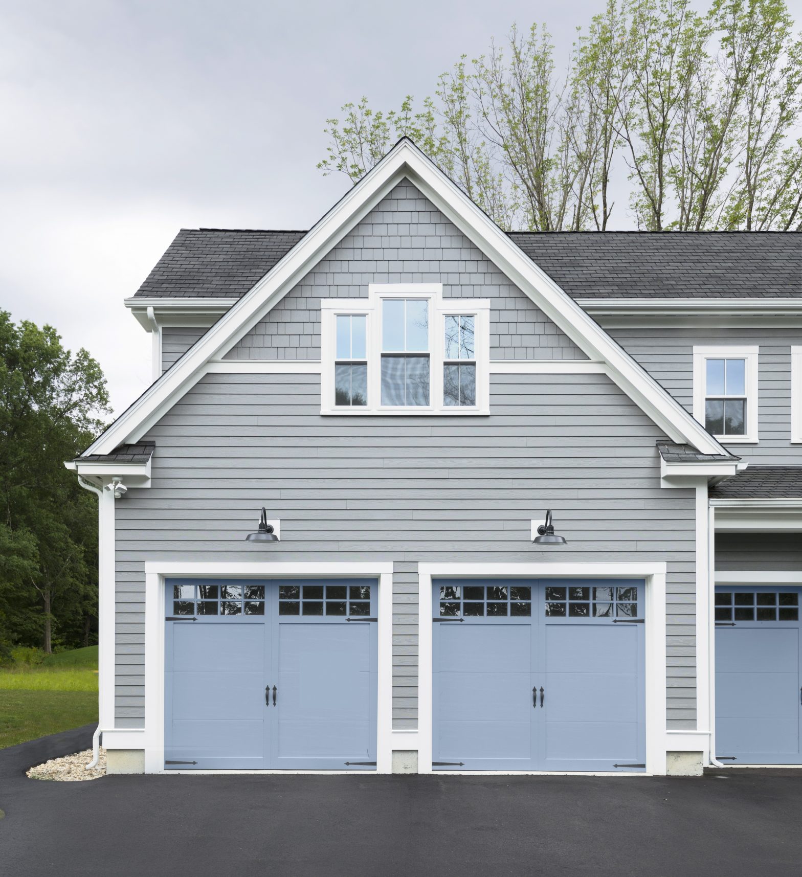 Behr Aerial View – Sky Blue Paint Color | Colorfully BEHR