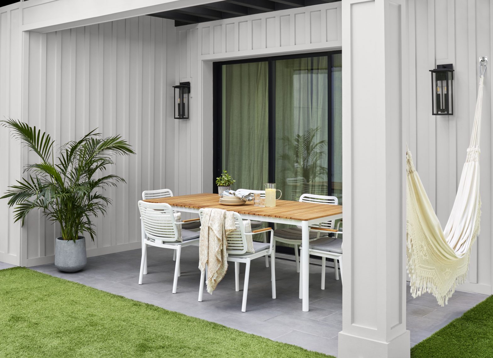 Gray Exterior Paint – Behr Rock Crystal | Colorfully BEHR